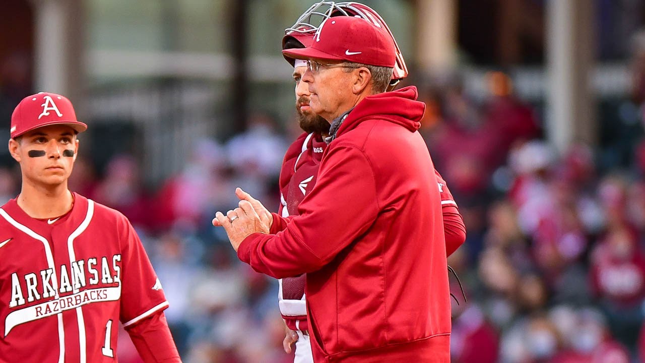 Looking ahead to upcoming baseball season with Bubba Carpenter - YouTube