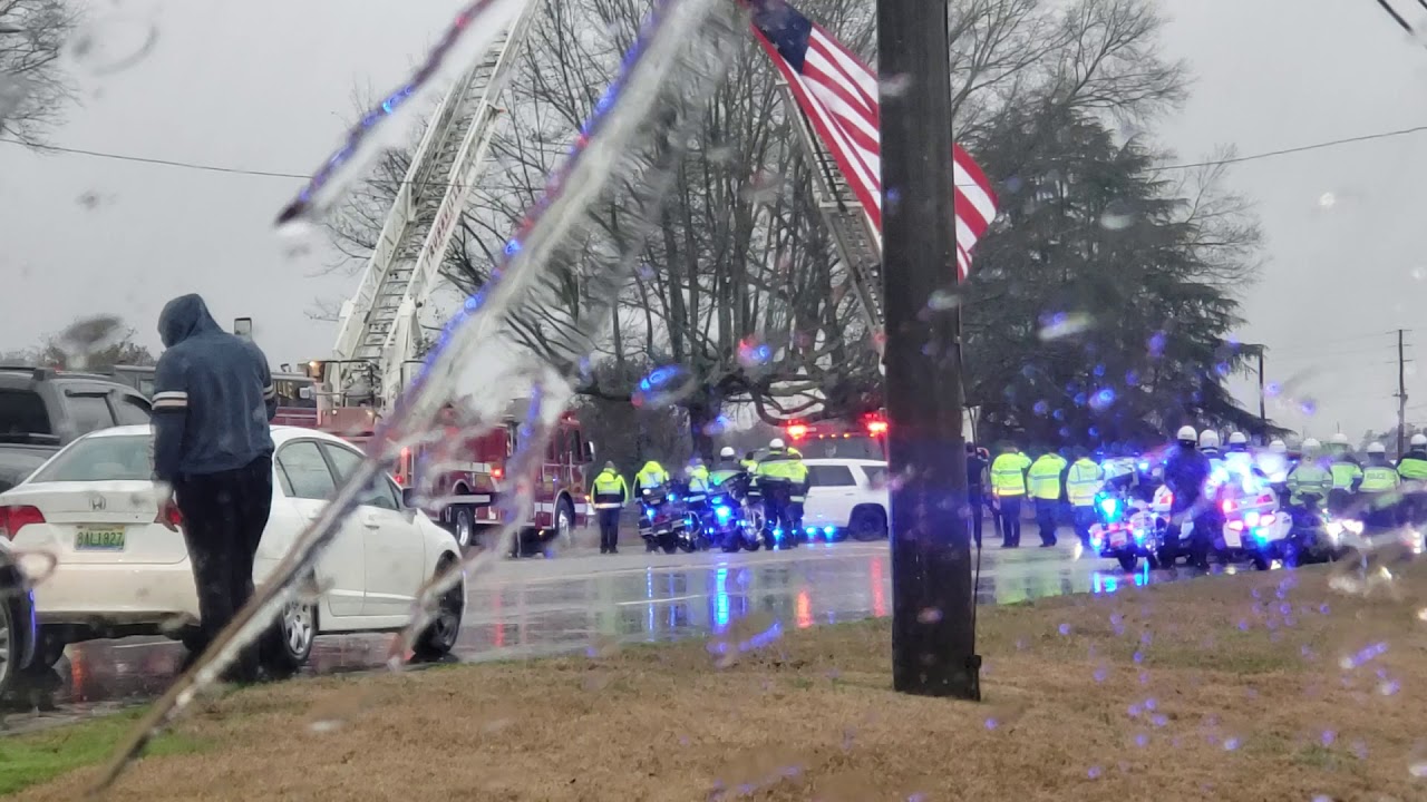 Procession for funeral of Kimberly Police officer Nick O'Rear - YouTube