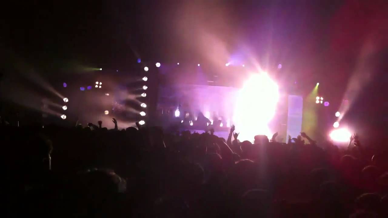 Bassnectar concert snippet - YouTube