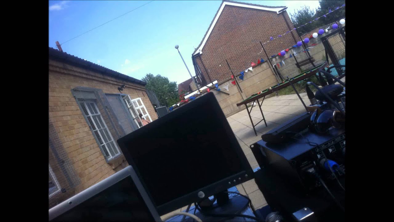 street party tooting grove 2012 - YouTube