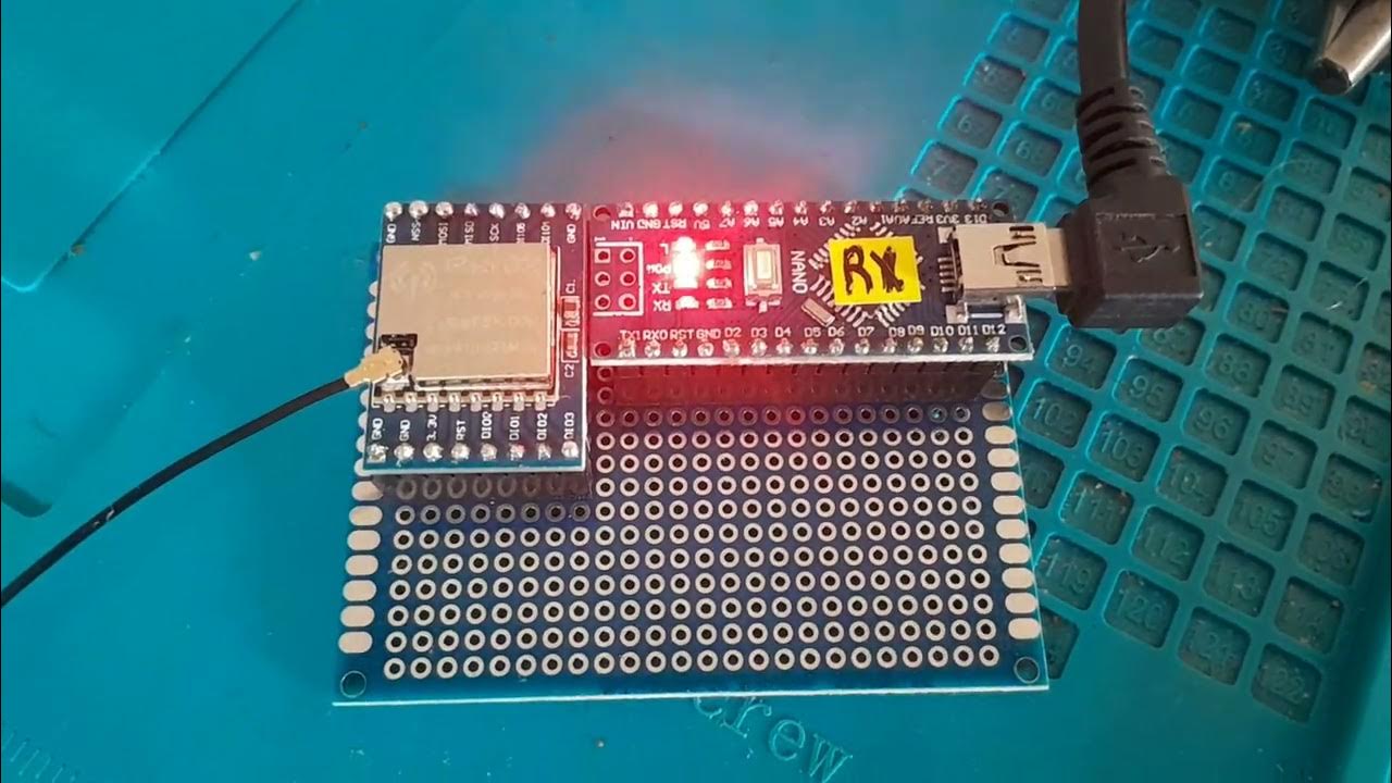 LoRA first experiment. Transmit and receive a message using LoRa modules. - YouTube