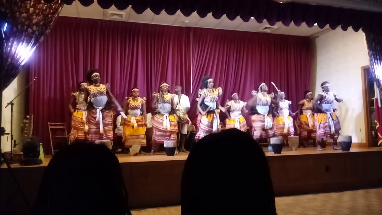 Baganda Traditional Dance - Karolines - YouTube