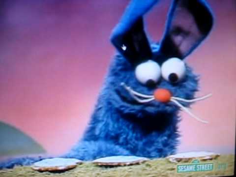 Sesame Street-Ernie & Cookie Bunny.AVI - YouTube