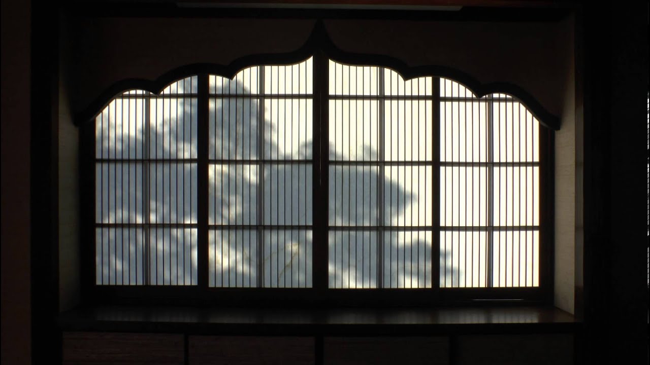 12 The window which combines Japanese and Chinese styles of ...