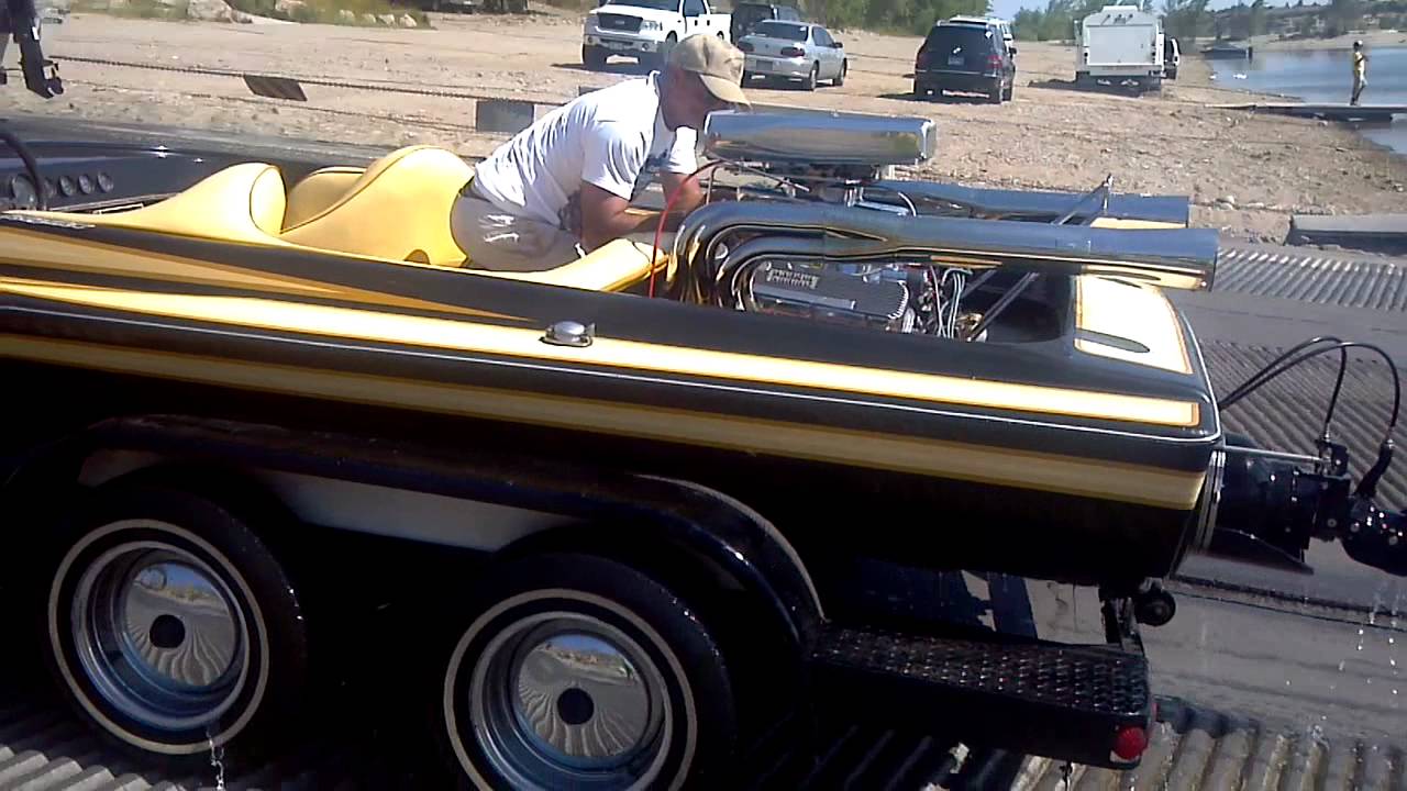 Hot rod jet boat - YouTube