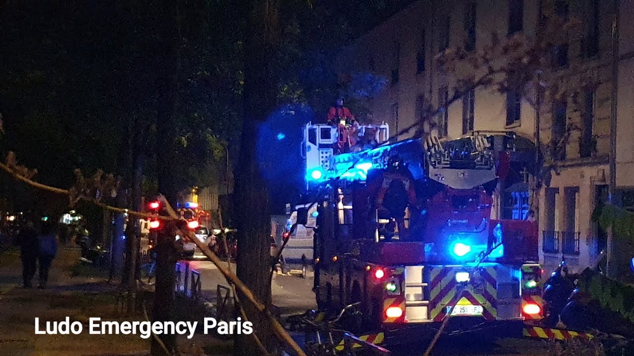 Paris fire dept new aerial ladder platform responding and on scene BSPP ...