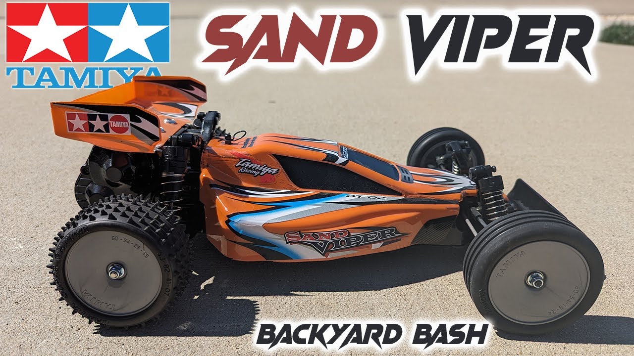 Tamiya Brushless Sand-Viper Backyard Bash - YouTube