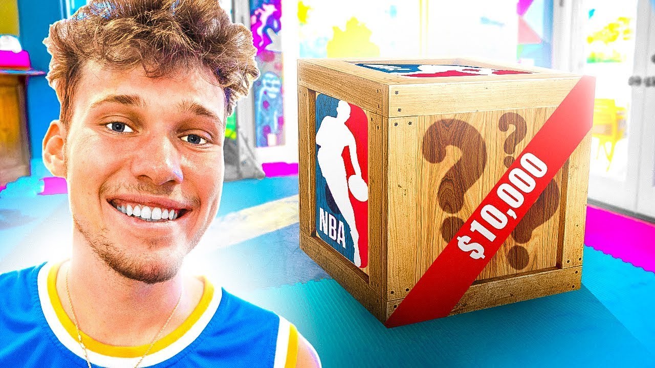 I Opened a $10,000 Mystery NBA Box (RARE ITEMS) - YouTube