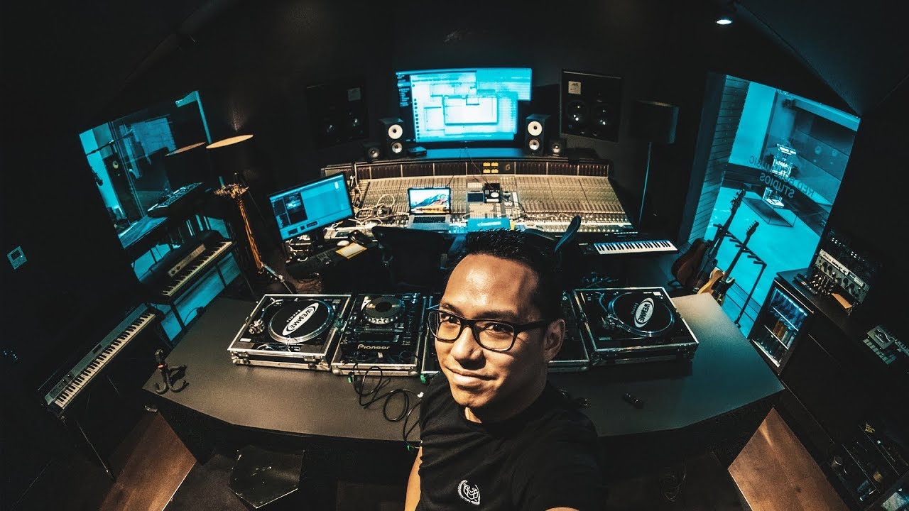 Acoustics of Studio A at Red Bull Studios - Berlin Trip part 3 - YouTube