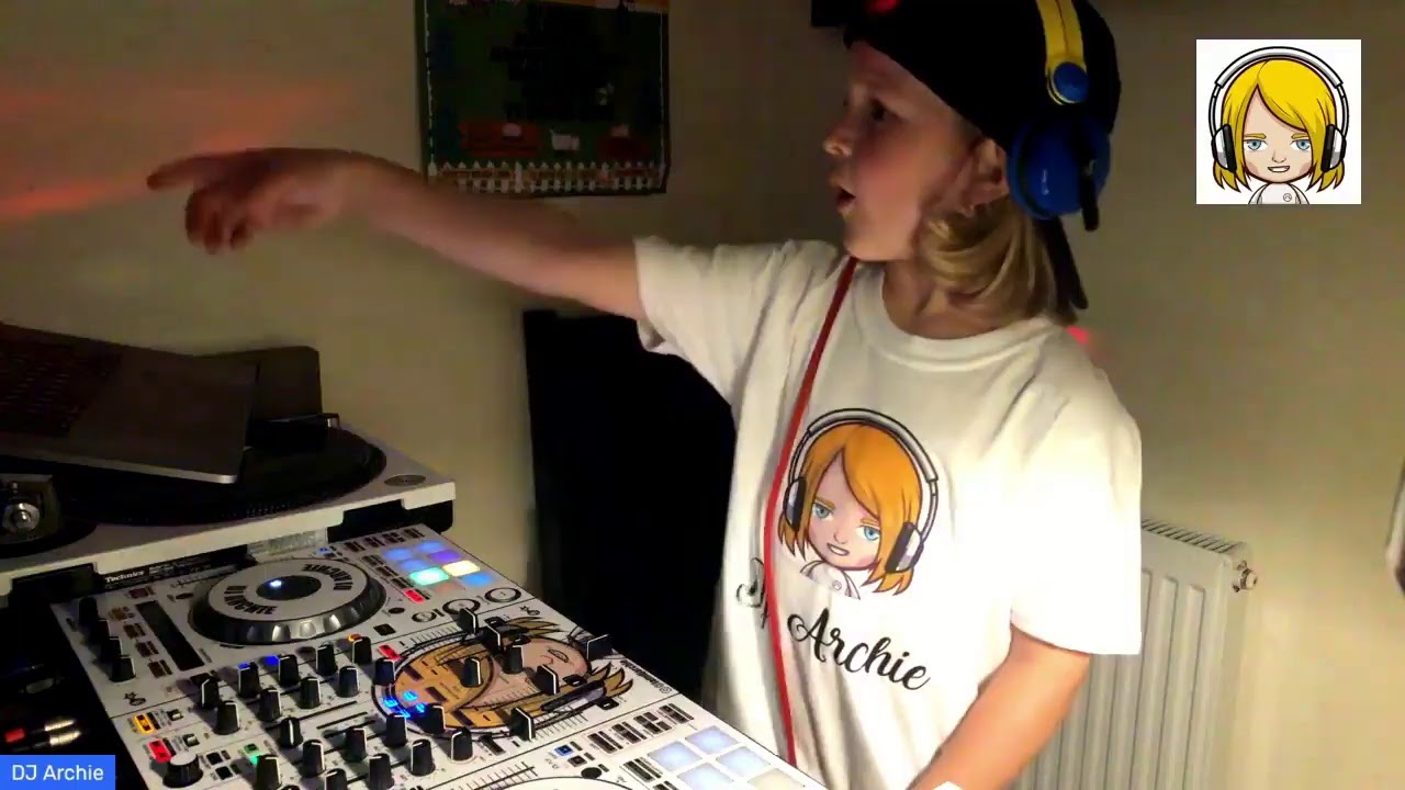 DJ Archie - Live - YouTube