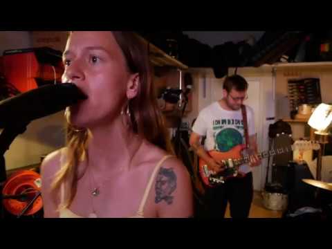 Tuhaf - Seni Her Görduğümde ve Soyle Beni