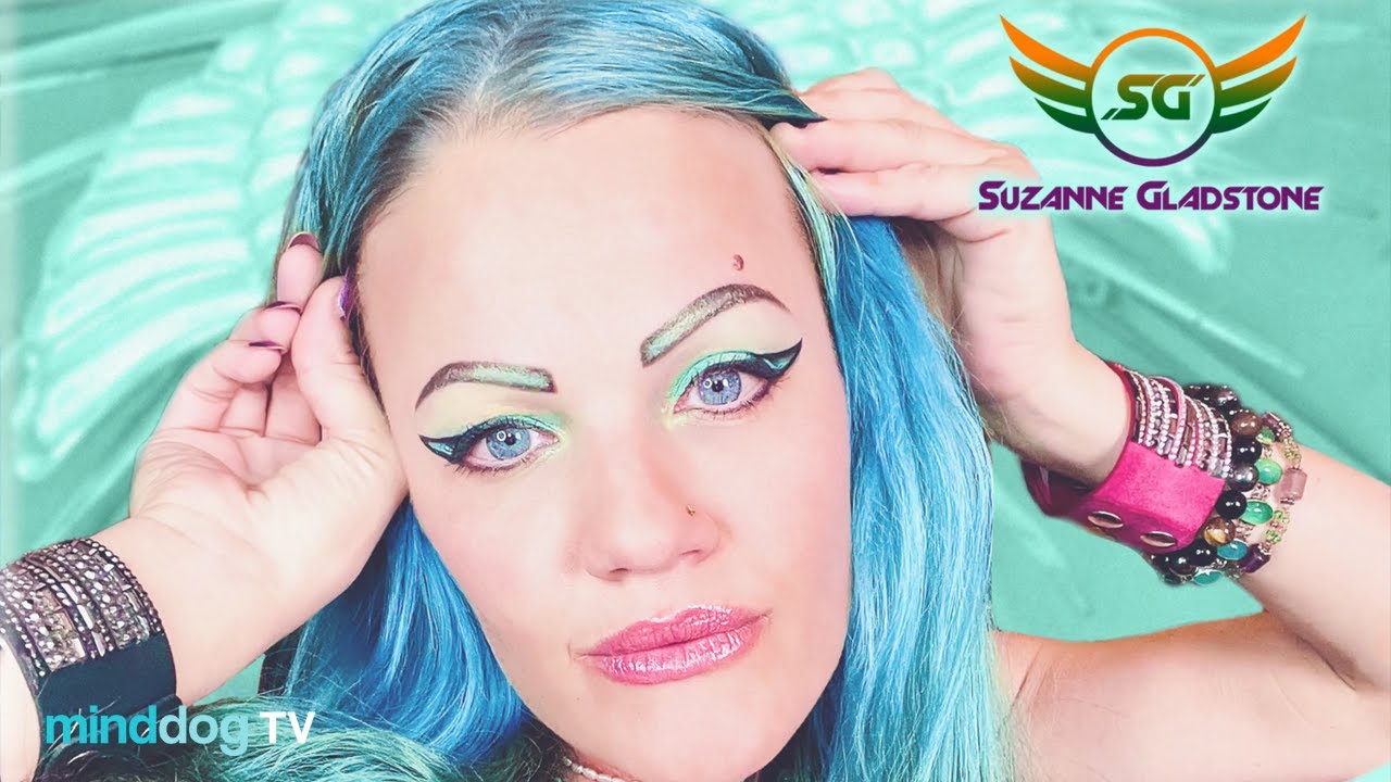 New Music Spotlight - Suzanne Gladstone - YouTube