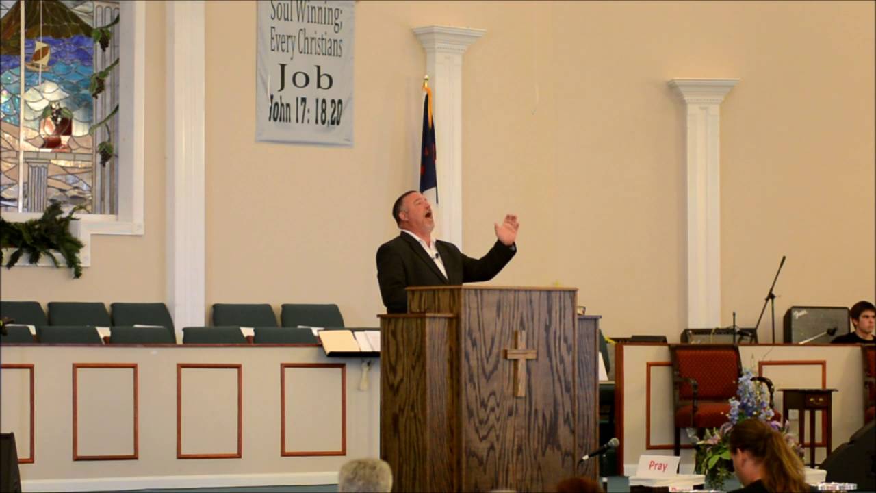 Pastor Robert Vines leading the singing at The Ole Country Church - YouTube