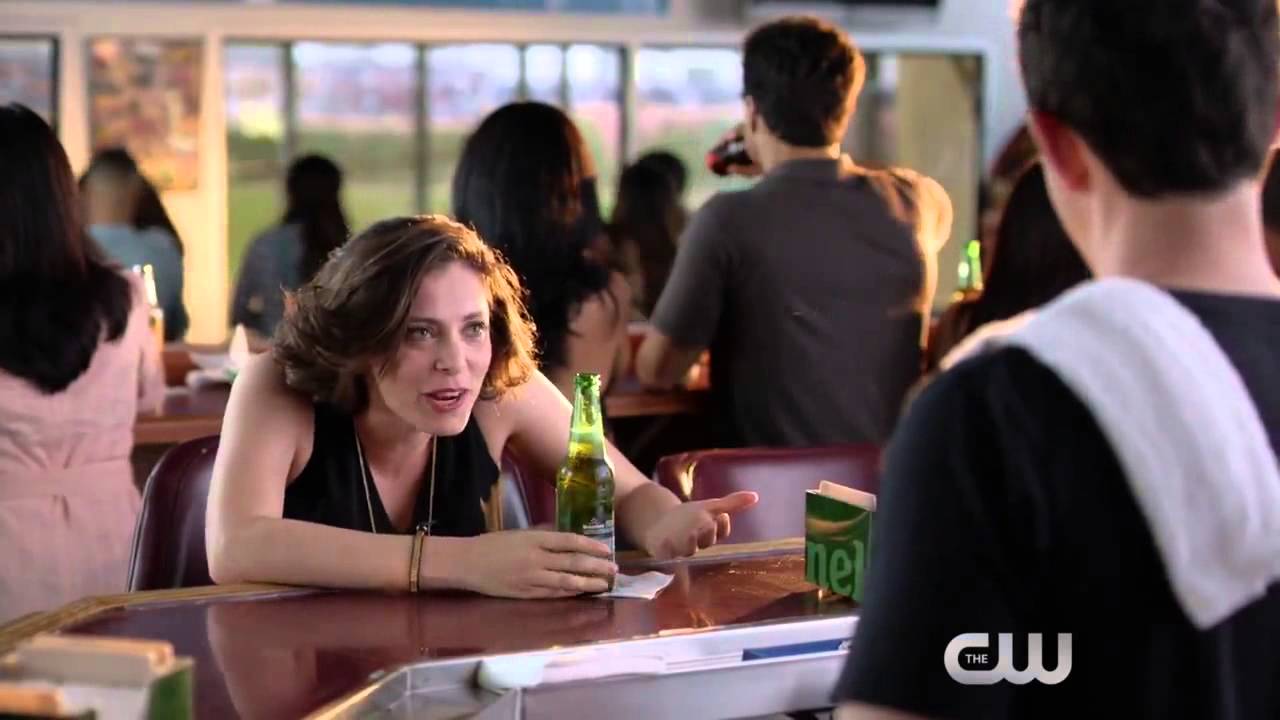 Crazy Ex Girlfriend série tv bande annonce officiel - YouTube