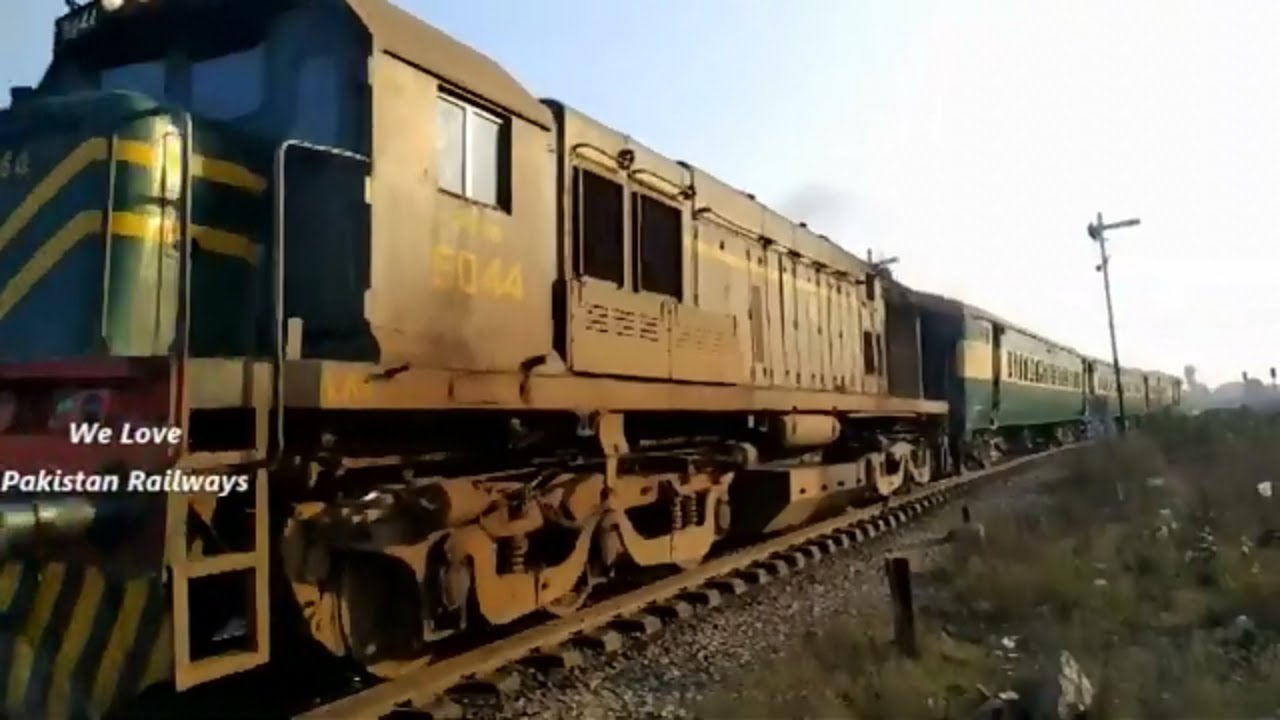 Pakistan Railways || GRU-20 Locomotives || Shorkot Passenger Train ...