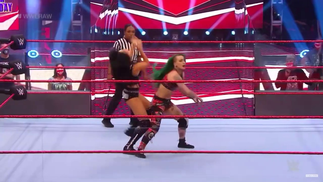 Ruby Riott vs. Billie Kay: Raw, July 6, 2020 - YouTube
