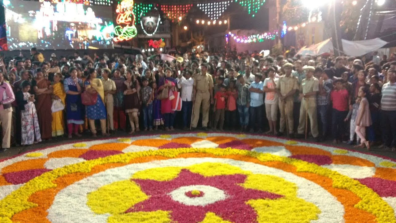 Malleswaram Gangamma Devi Karga Final Day /Full dance on flower near ...