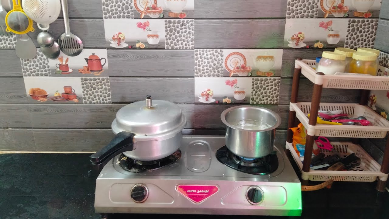 MY SMALL KITCHEN TOUR - YouTube