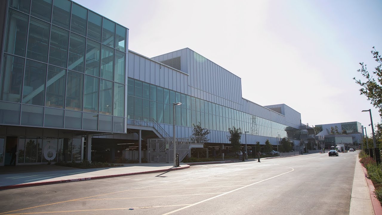 Inside Look At Facebooks Newest Frank Gehry Designed Office Youtube