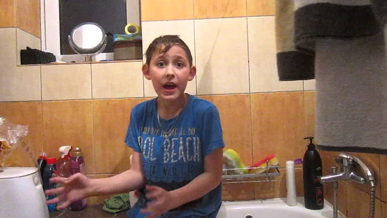 Water tag Challenge - YouTube