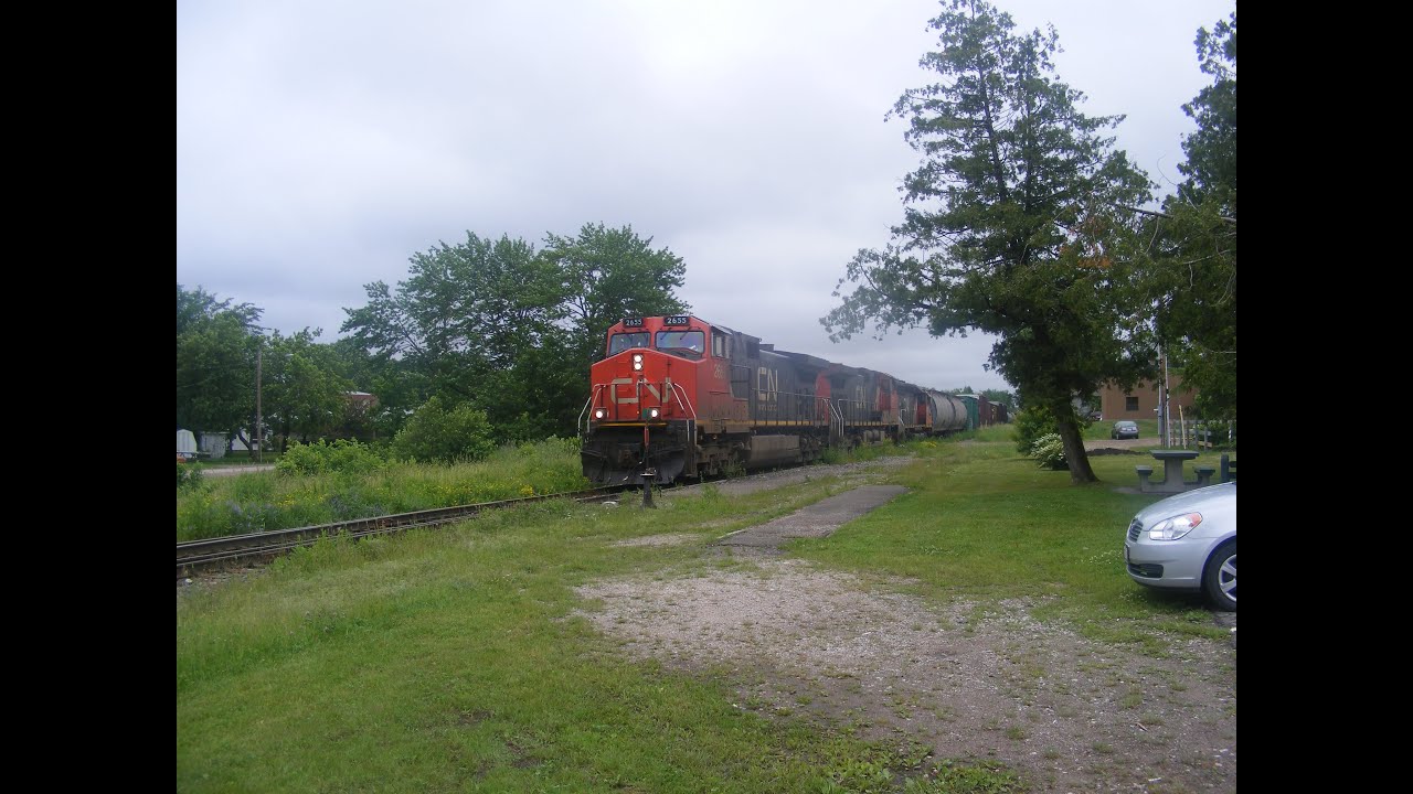 CN 405 at Petitcodiac June 27 2008 - YouTube