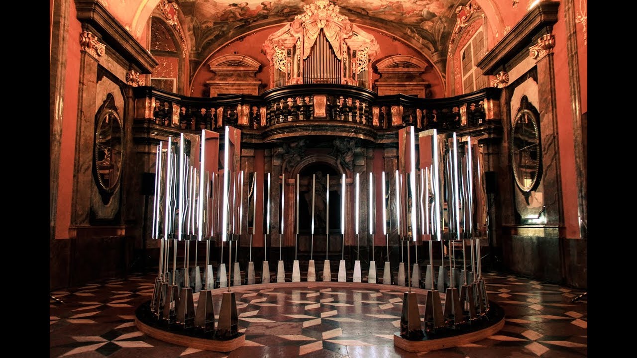 Iris - a new Interactive Installation by SOFTlab - YouTube