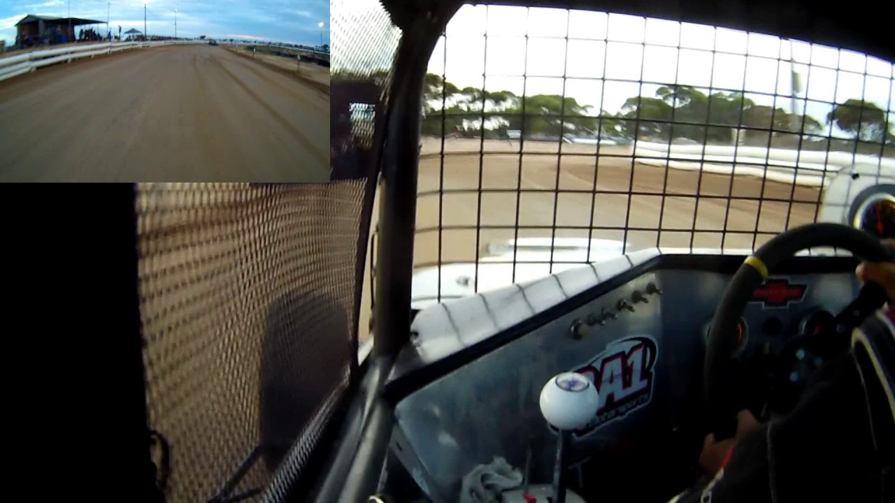 Arno 2017 Easter Race Meeting- Open Wheelers Race 2 - YouTube