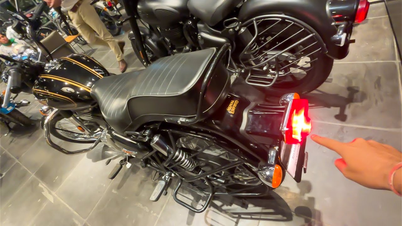 2025 All New Royal Enfield Bullet 350 Standard Battalion Black Full ...