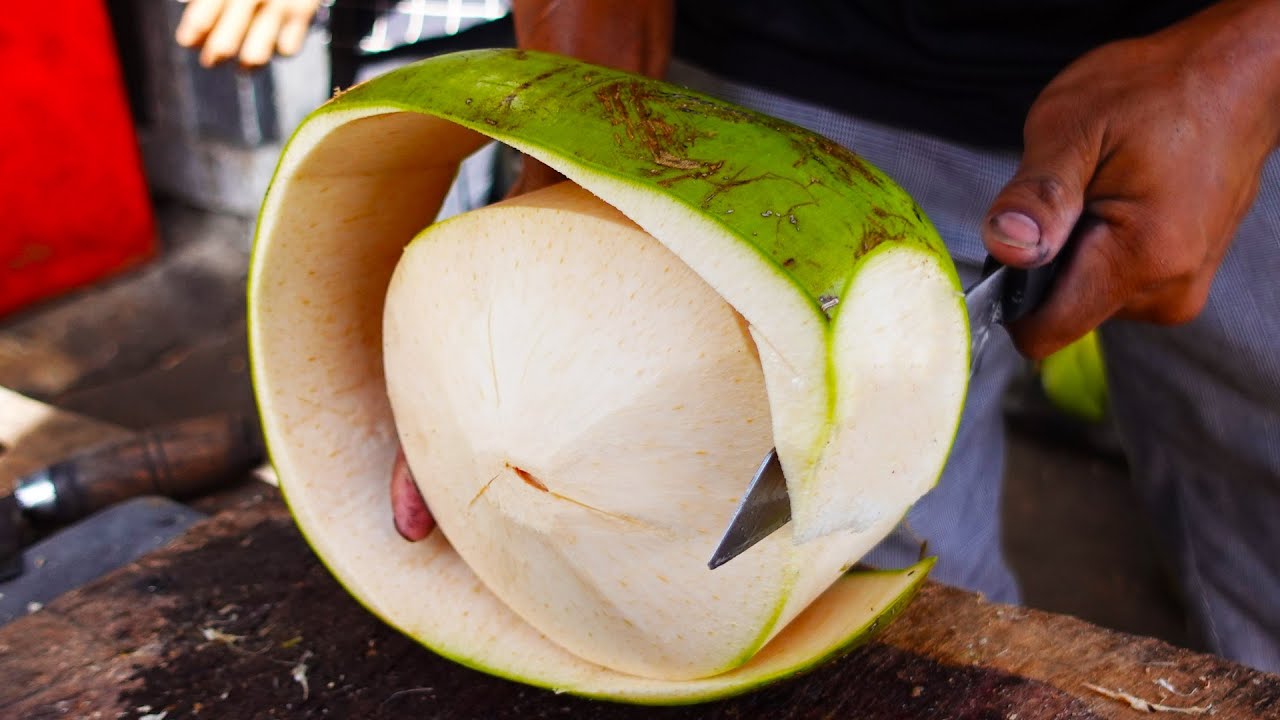 So Satisfying! Coconut Cutting Skill- Happy Yummy - YouTube