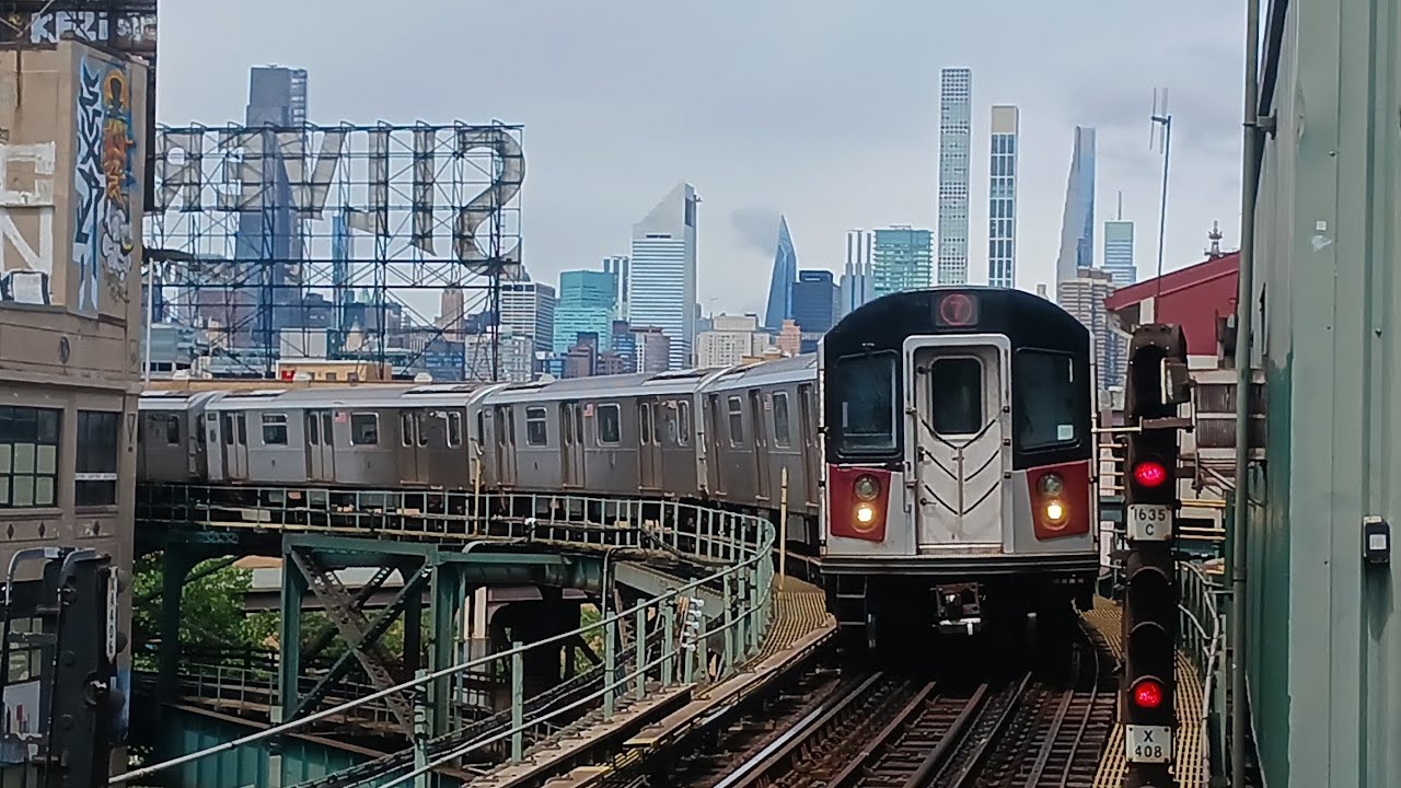 R188 7 and R46 N Train Action at Queensboro Plaza - YouTube