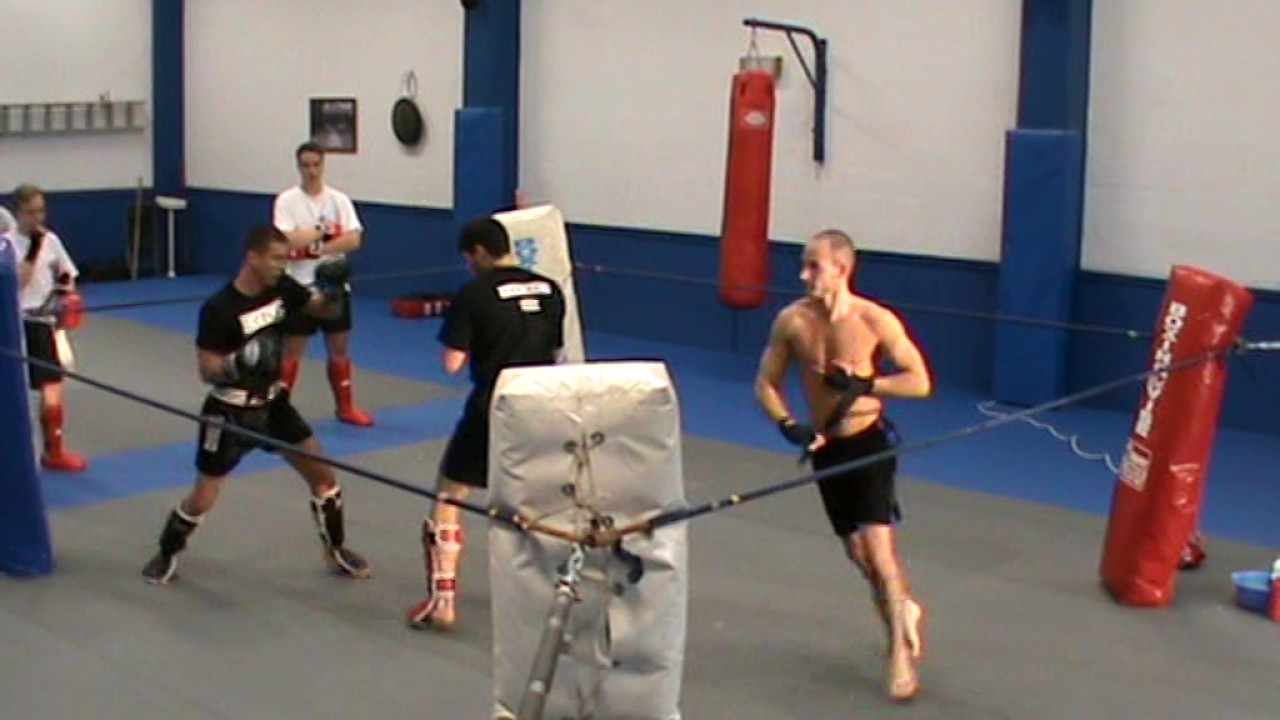 Pierre Locht Kevin Dessart Kickboxing Visé - YouTube
