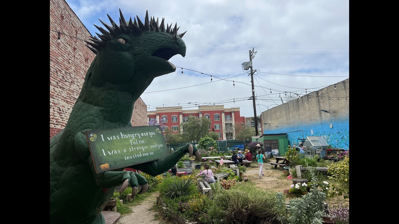 The Sacred Garden: The Garden Church in San Pedro feeds the body and ...
