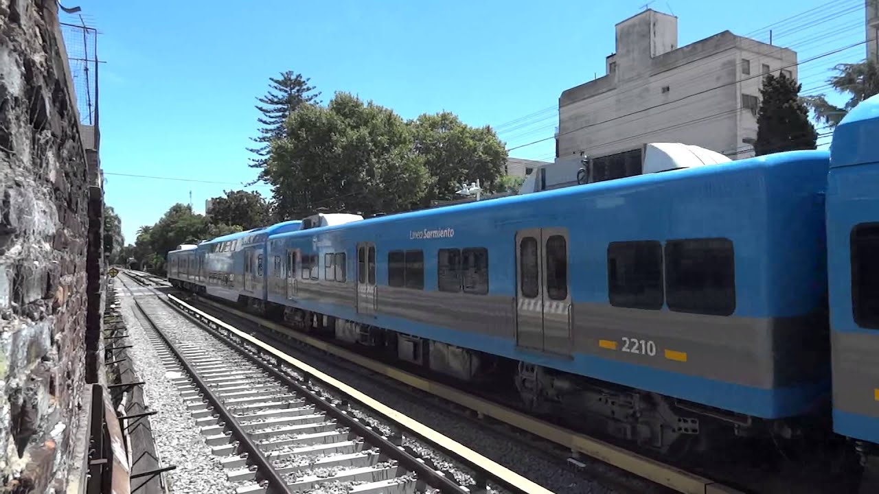 [Línea Sarmiento] Estación Flores - YouTube