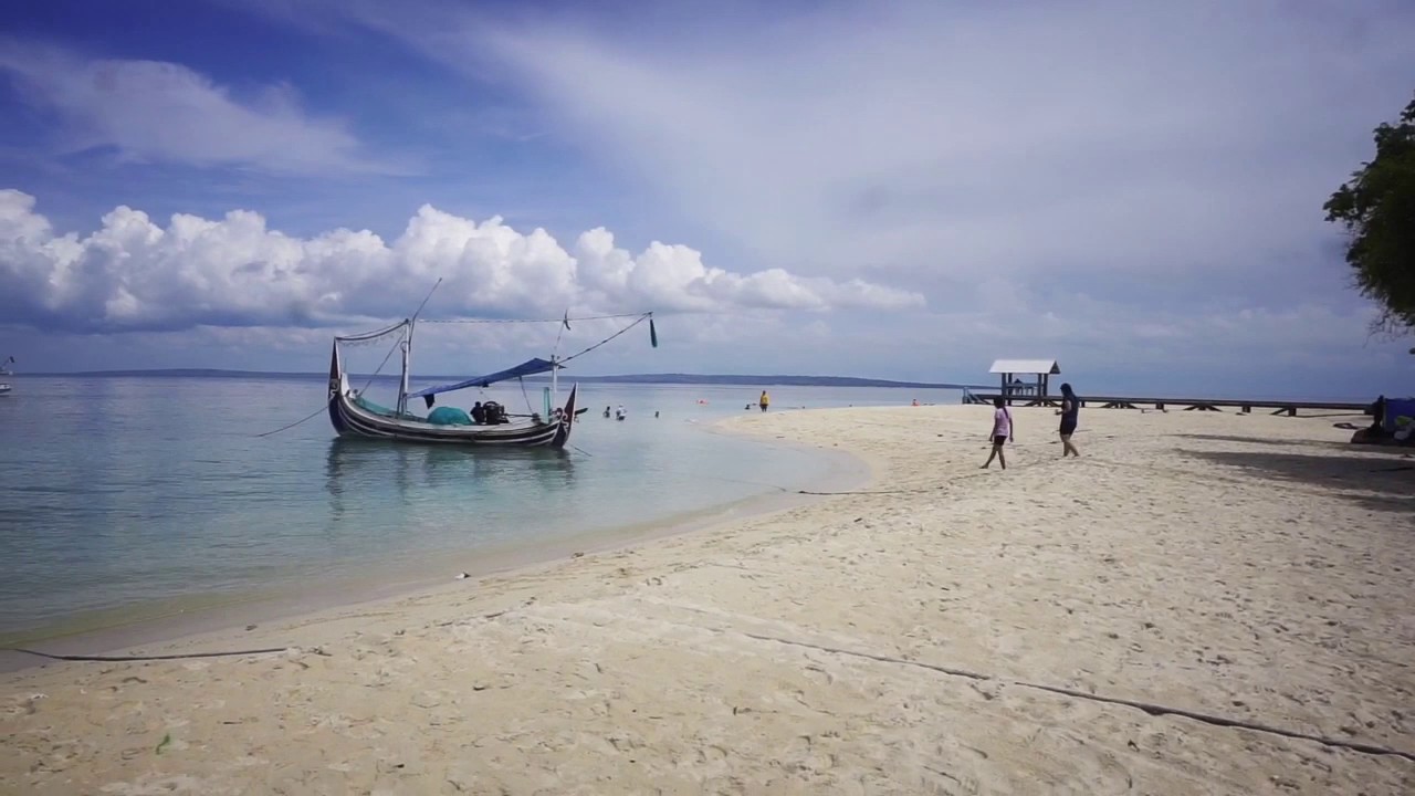 Explore Gili Labak Madura - YouTube