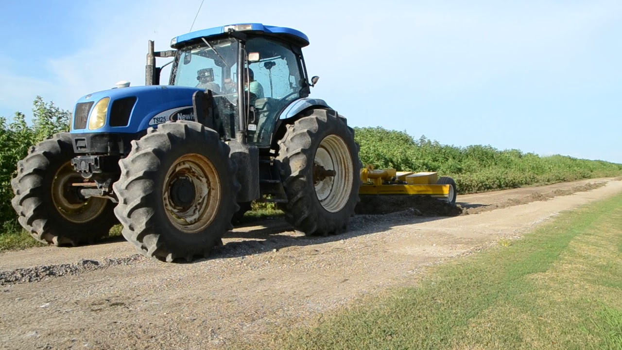 10' Hughes Pull-Type Grader - Grading Rough Road - YouTube