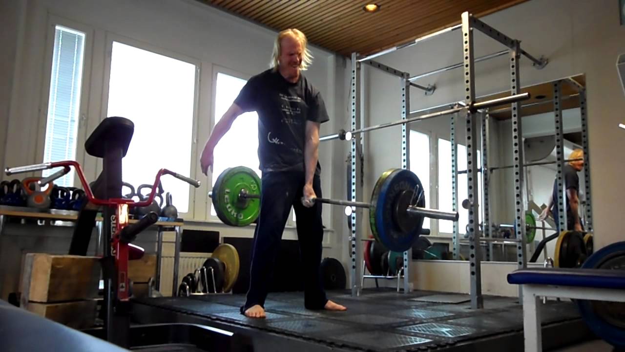 169kg ONE ARM BARBELL HOLDS: Tribute to Hermann Görner - YouTube