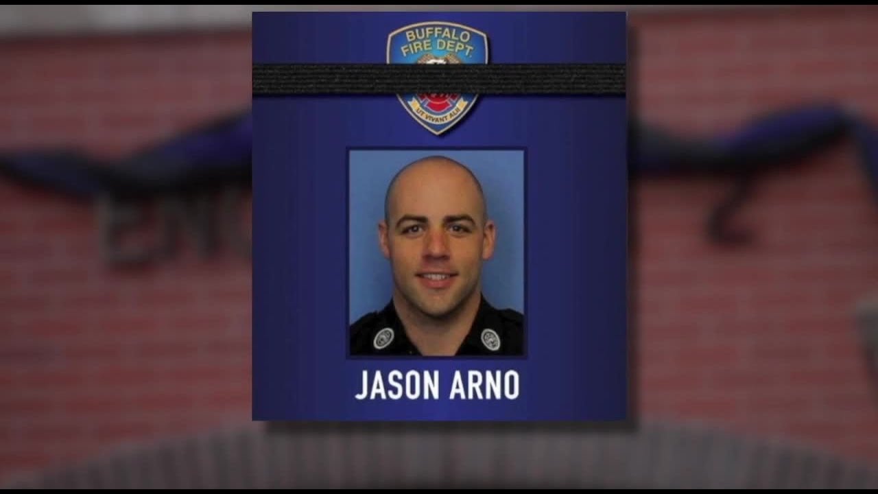 The widow of fallen firefighter Jason Arno speaks with 7 News - YouTube
