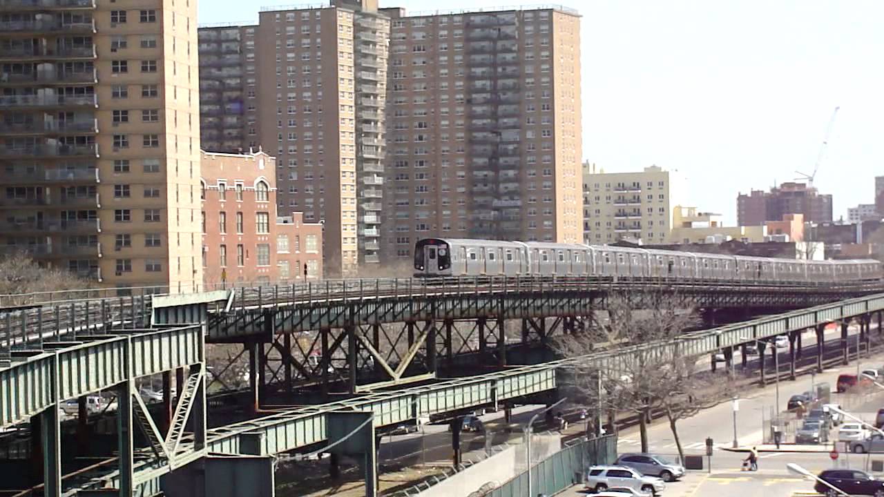 Coney Island-bound Q train arriving at West 8th Street - YouTube