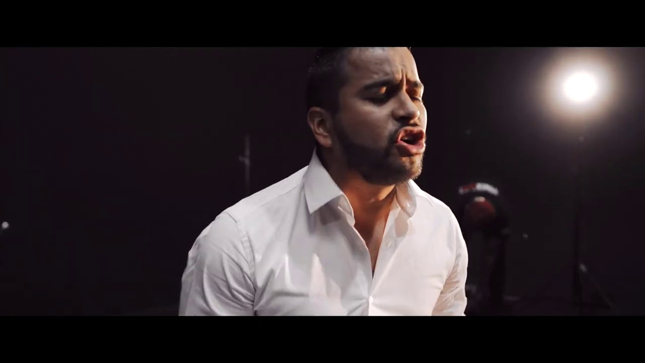 Jonathan Becerra - Mi Historia Entre Tus Dedos (Video Oficial) - YouTube