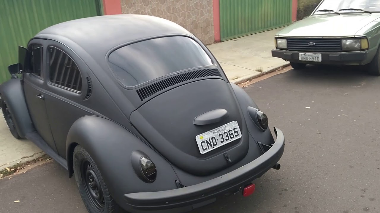 Fusca 75 preto fosco de dia em andamento - YouTube