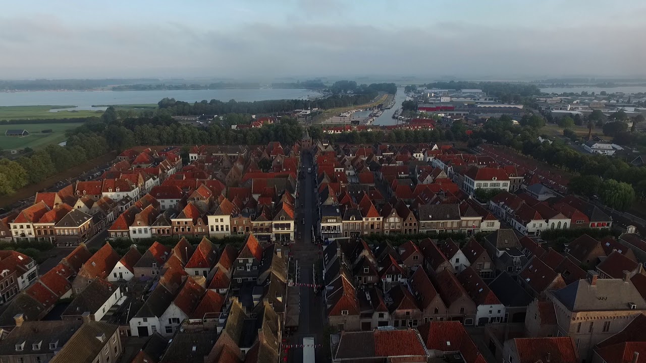 short fly over - YouTube