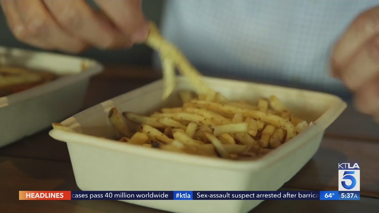 Tech to avoid soggy delivery food - YouTube