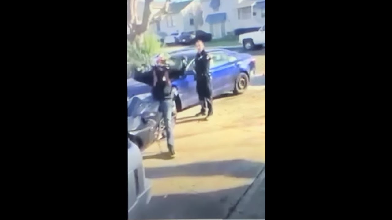 US Marine Arrested for "Contempt of Cop" by filming bad cop #44 - YouTube