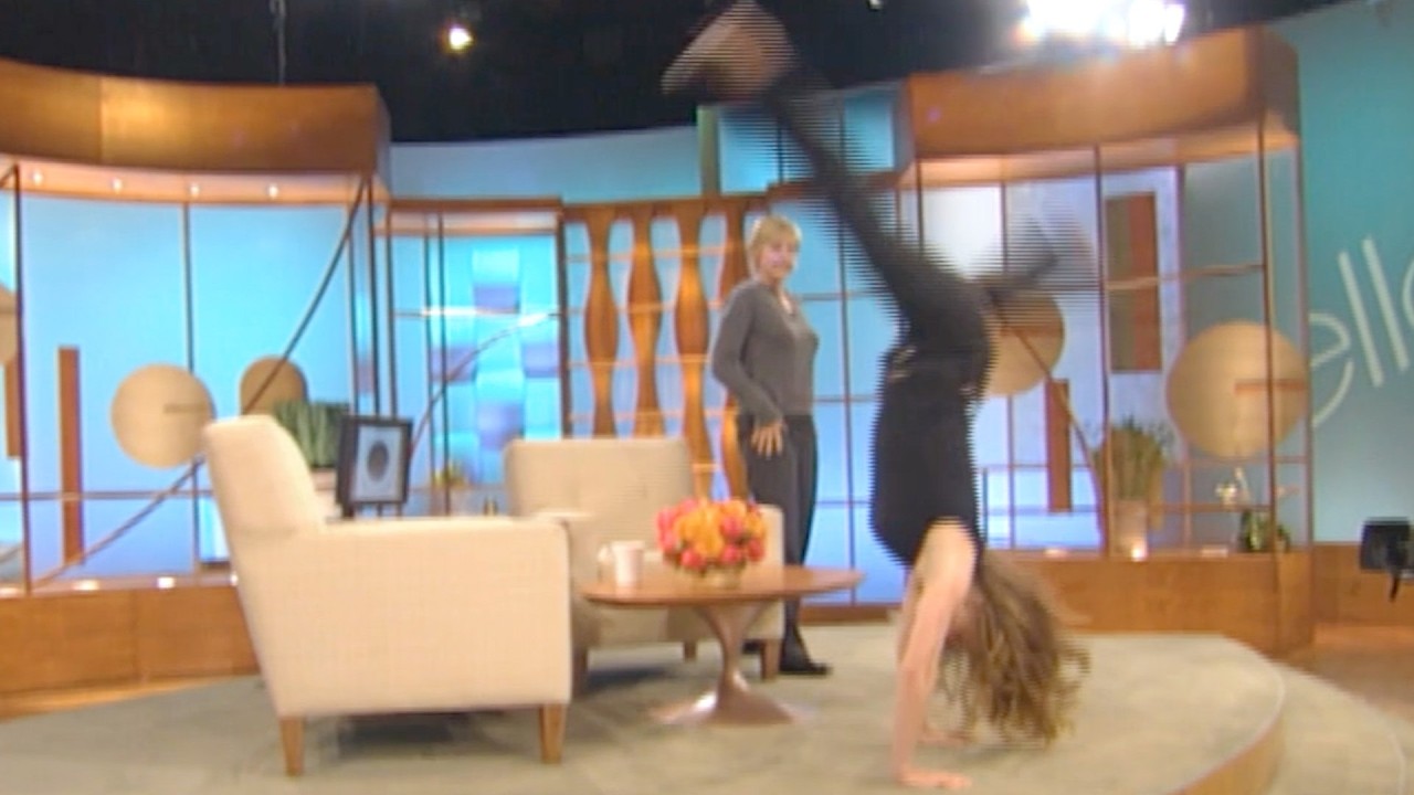 Elisabeth Shue’s Wild Gymnastics Trick Goes Wrong?! - YouTube