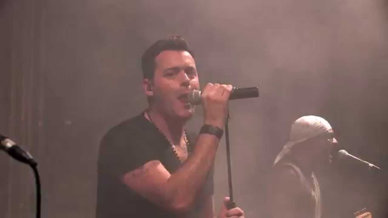 Robbing Williams- Live in Italy - Robbie Williams Tribute Act Live ...