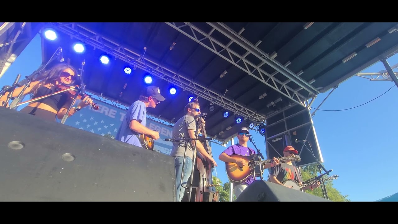John Henry / Aaron Ramsey of the Ben James Band - YouTube