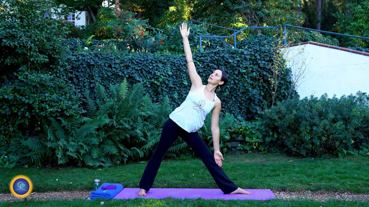 Ananda Yoga Postures with Melody Hansen - YouTube