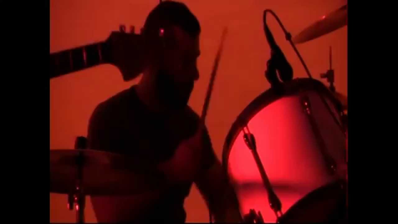 21 Outs- 'Voodoo Chile' cover, Coolaney Summer Fest 2013 or so - YouTube