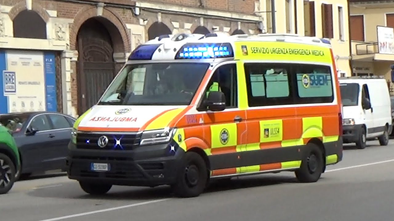 [DOUBLE SIREN] 2X Ambulanza SUEM 118 San Donà in emeregenza - Italian ...