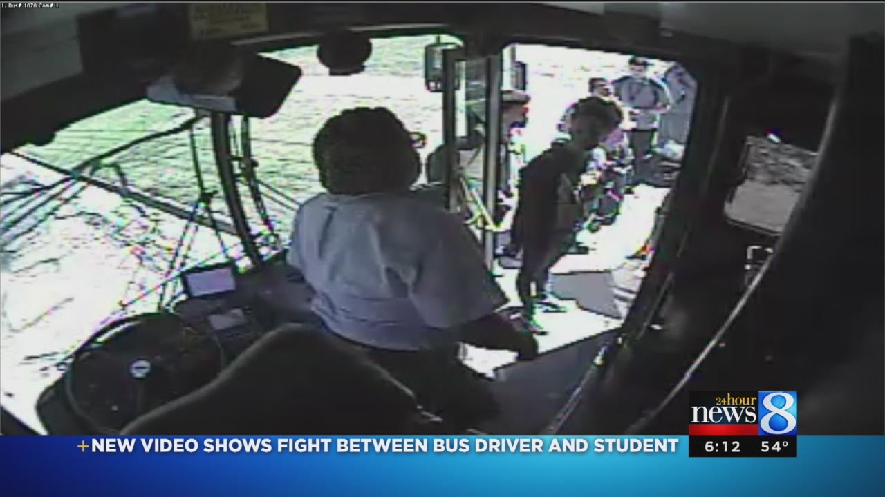 VIDEO: Fight between Rapid bus driver and student - YouTube